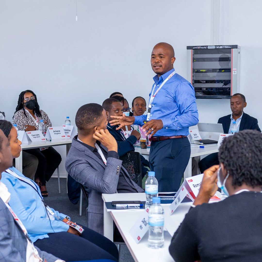 Want to Become a Master of Scale? First Build Trust: Edelman Trust ...